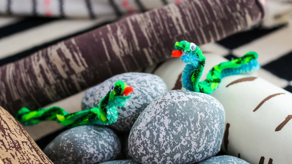 Sparkle Snakes Made Simple – Kid Made Modern