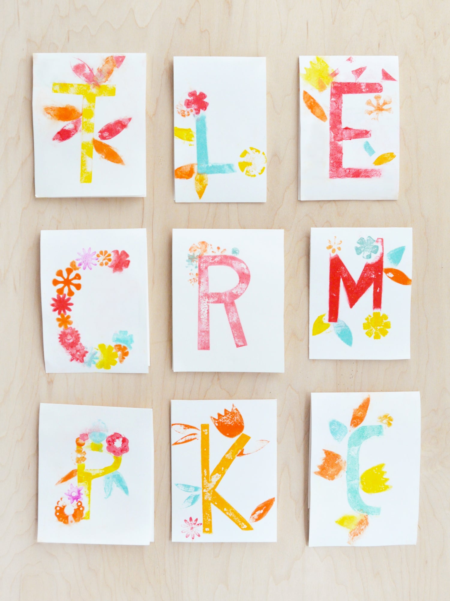 DIY Printed Place Cards – Kid Made Modern